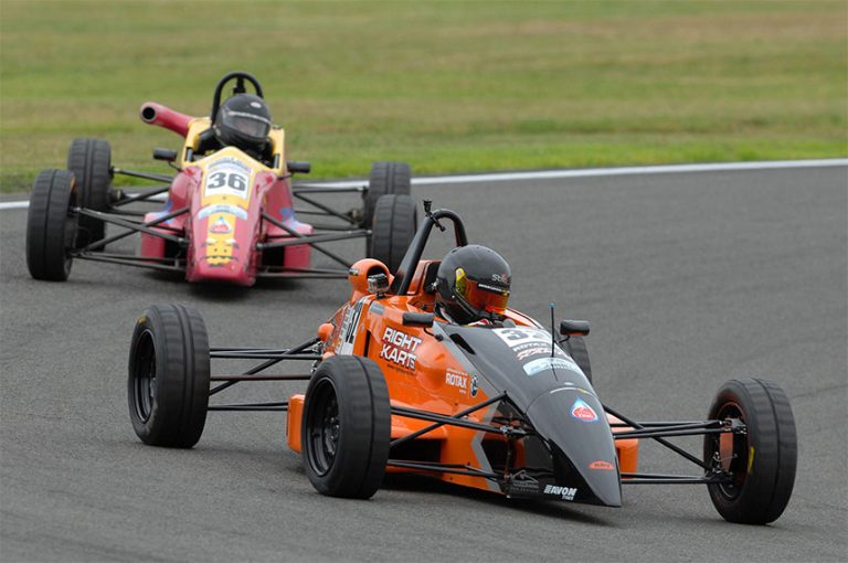 Bethune wins South Island F1600 title at rollercoaster finale • BDSC